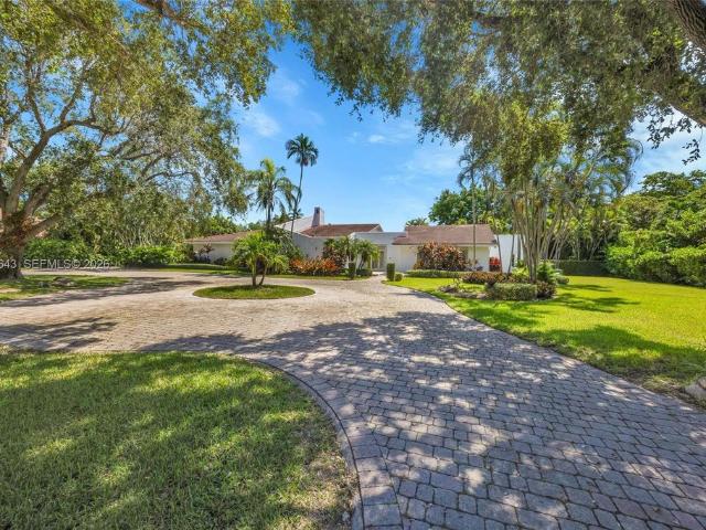 Luxury Villa for sale in Coral Gables, Florida
