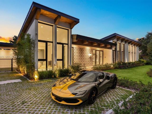 Luxury Villa for sale in Coral Gables, Florida