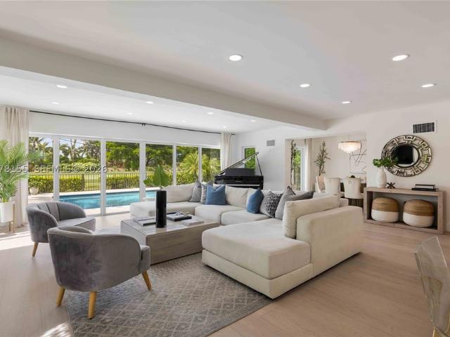 Luxury Villa for sale in Coral Gables, Florida