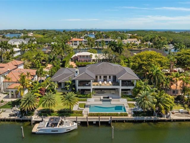 Luxury Villa for sale in Coral Gables, Florida
