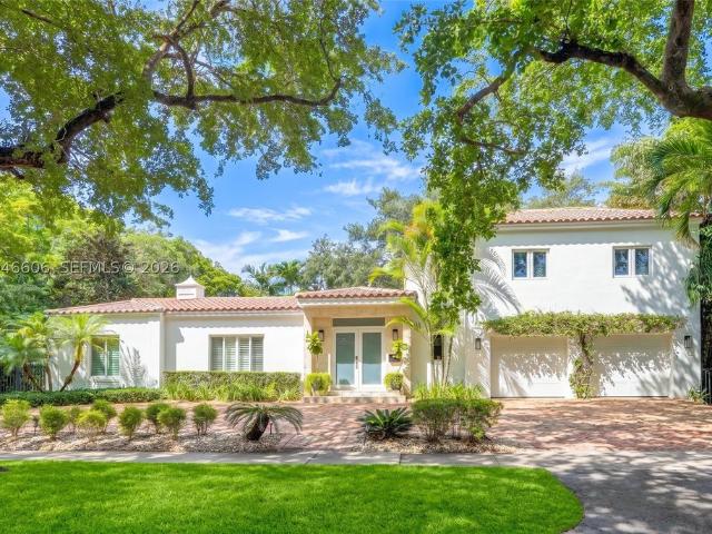 Luxury Villa for sale in Coral Gables, Florida
