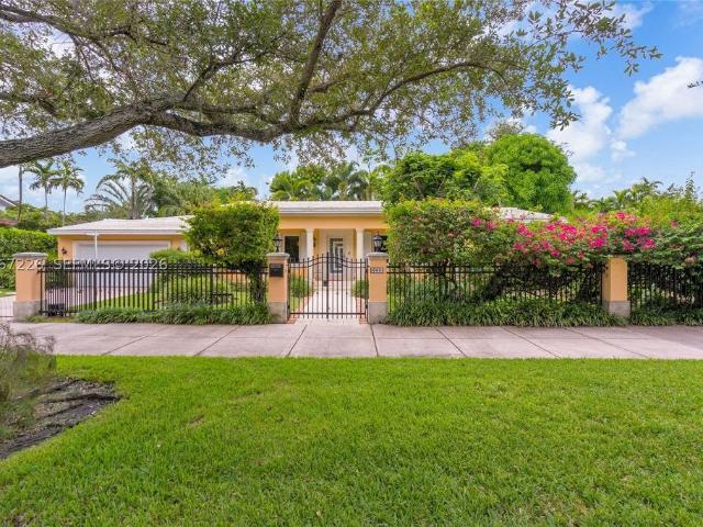 Luxury Villa for sale in Coral Gables, Florida