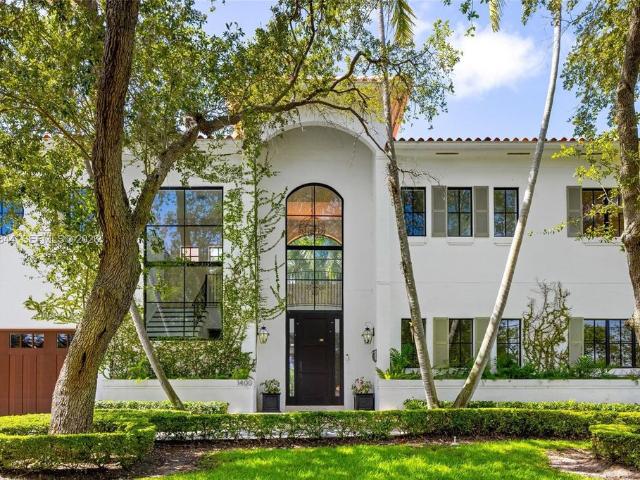 Luxury Villa for sale in Coral Gables, Florida