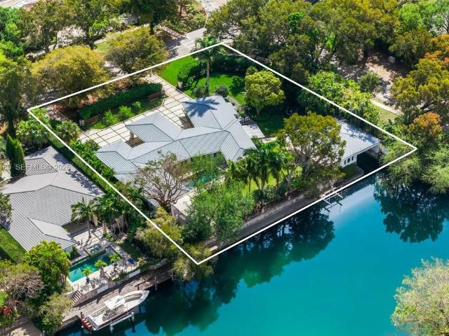 Luxury Villa for sale in Coral Gables, Florida