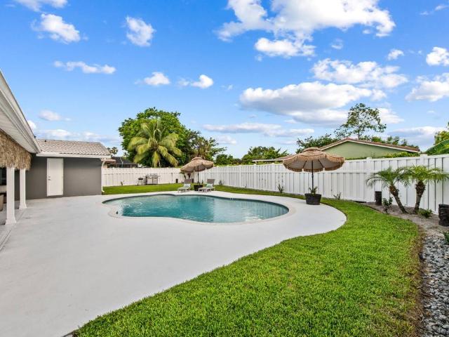 Luxury Villa for sale in Coral Springs, United States