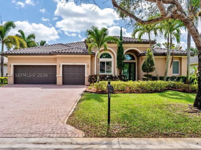 Luxury Villa for sale in Coral Springs, United States