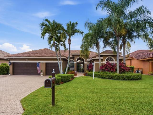 Luxury Villa for sale in Coral Springs, United States