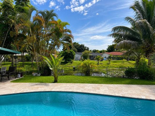 Luxury Villa for sale in Coral Springs, United States