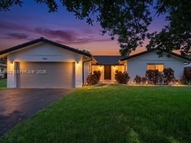 Luxury Villa for sale in Coral Springs, Florida