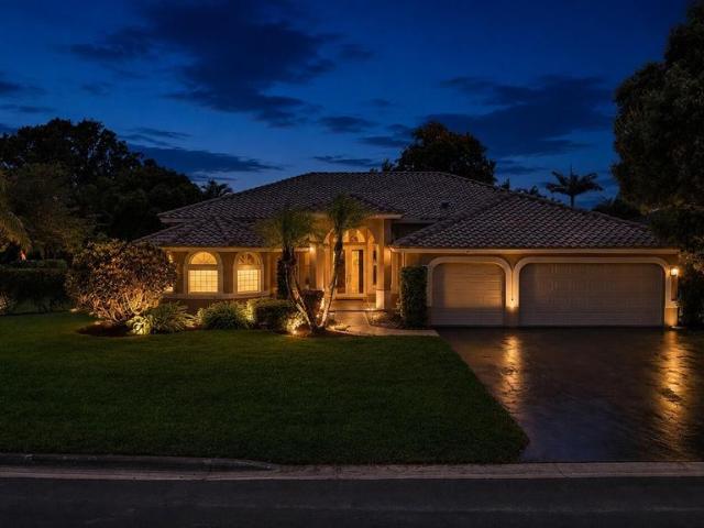 Luxury Villa for sale in Coral Springs, Florida