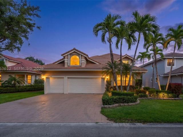 Luxury Villa for sale in Coral Springs, Florida