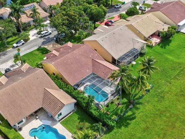 Luxury Villa for sale in Coral Springs, Florida