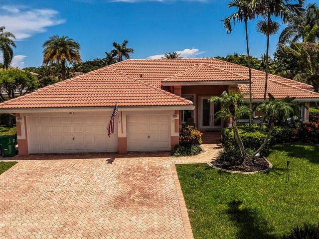Luxury Villa for sale in Coral Springs, Florida