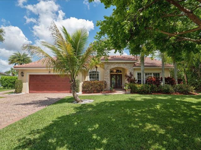 Luxury Villa for sale in Coral Springs, Florida