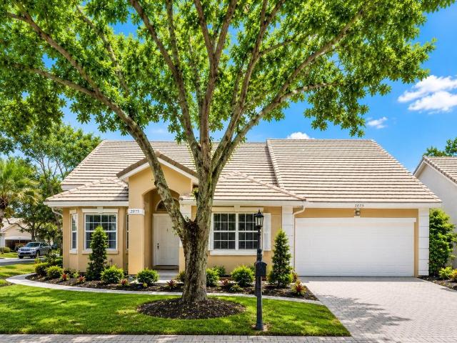 Luxury Villa for sale in Coral Springs, Florida