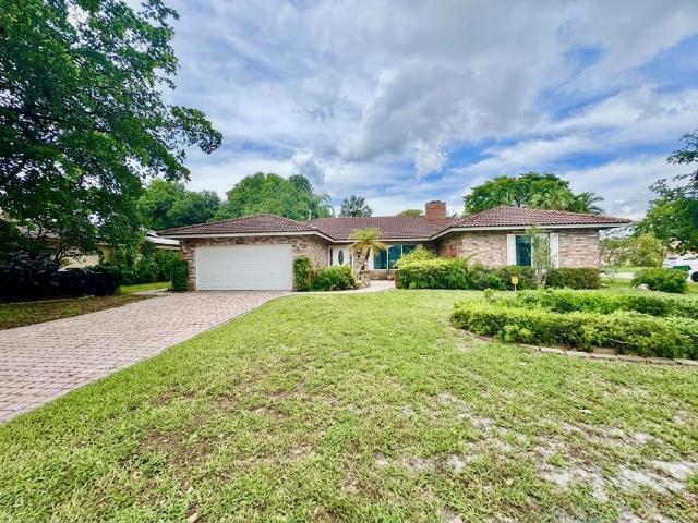 Luxury Villa for sale in Coral Springs, Florida