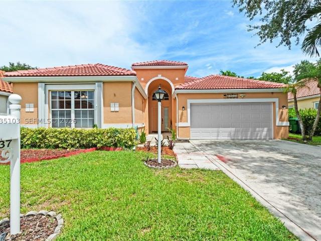 Luxury Villa for sale in Coral Springs, Florida