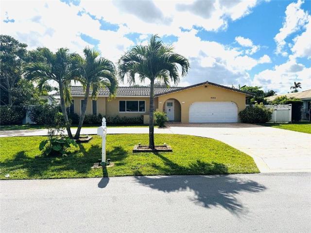 Luxury Villa for sale in Coral Springs, Florida