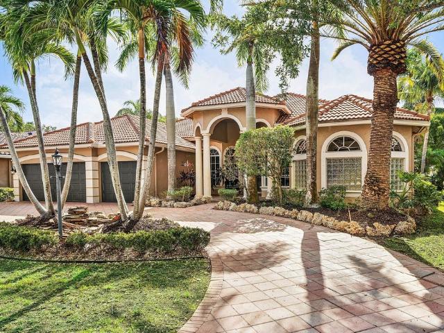 Luxury Villa for sale in Coral Springs, Florida