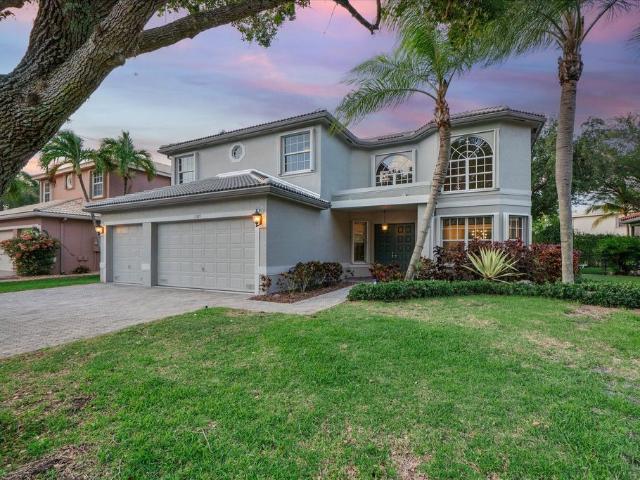 Luxury Villa for sale in Coral Springs, Florida