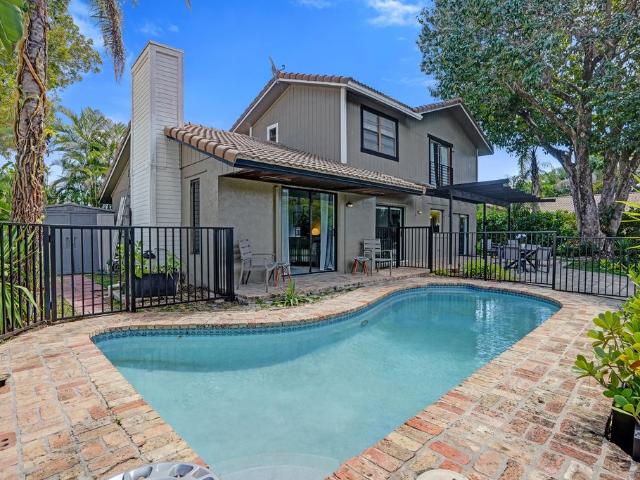 Luxury Villa for sale in Coral Springs, Florida