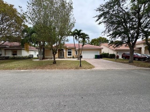 Luxury Villa for sale in Coral Springs, Florida