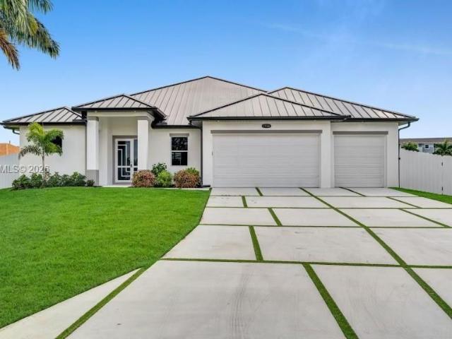 Luxury Villa for sale in Cape Coral, United States