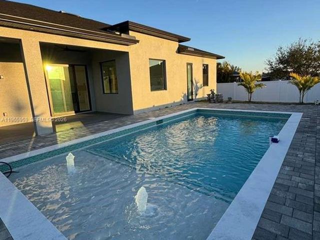 Luxury Villa for sale in Cape Coral, United States