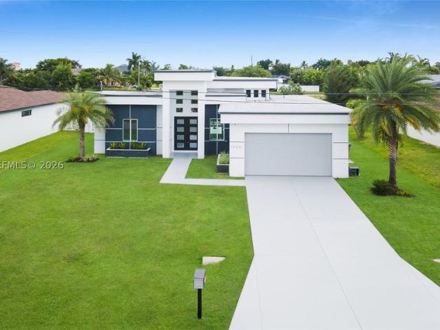 Luxury Villa for sale in Cape Coral, United States
