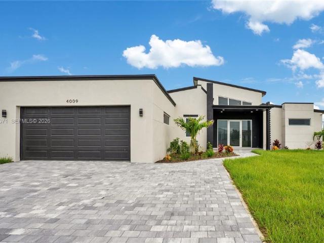 Luxury Villa for sale in Cape Coral, Florida