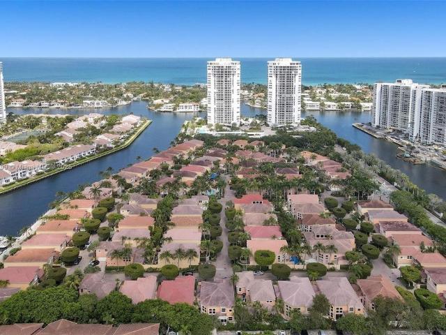 Luxury Villa for sale in Aventura, Florida