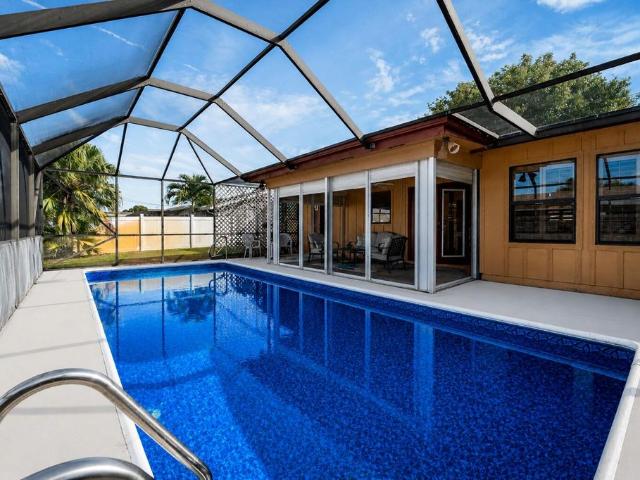 Luxury Villa for sale in Boynton Beach, Florida