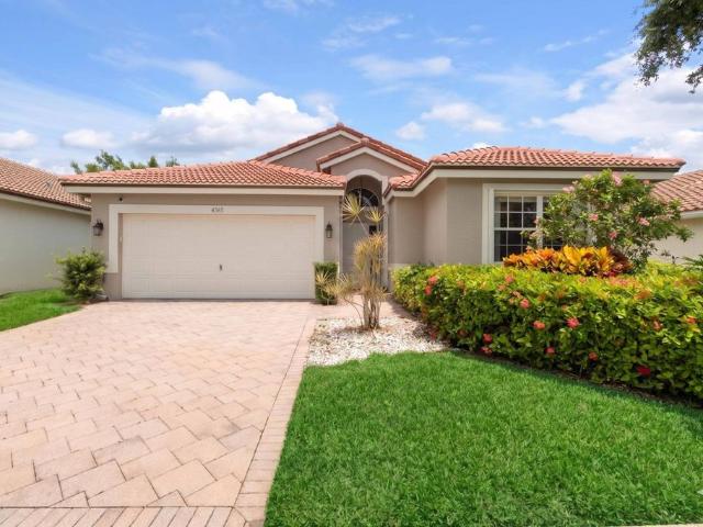 Luxury Villa for sale in Boynton Beach, Florida