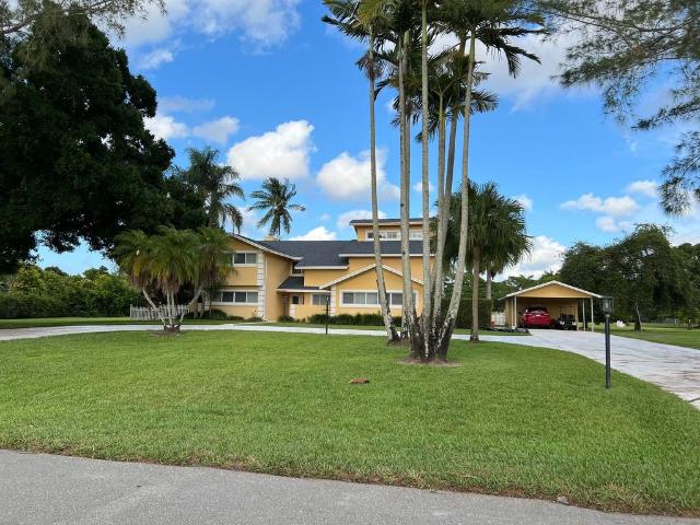 Luxury Villa for sale in Boynton Beach, Florida