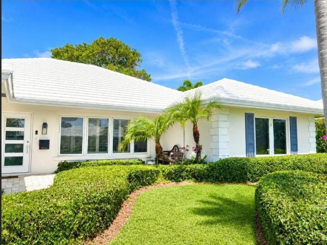 Luxury Villa for sale in Boca Raton, Florida