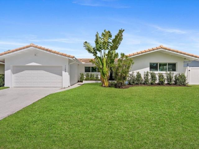 Luxury Villa for sale in Boca Raton, Florida