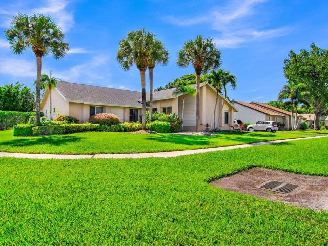 Luxury Villa for sale in Boca Raton, Florida