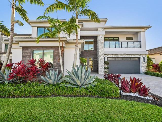Luxury Villa for sale in Boca Raton, Florida