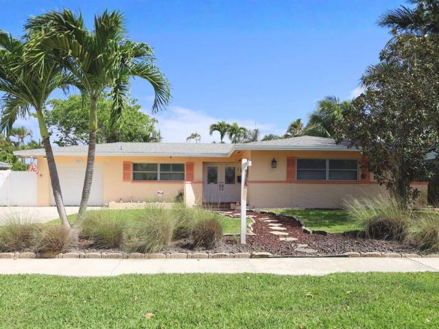 Luxury Villa for sale in Boca Raton, Florida