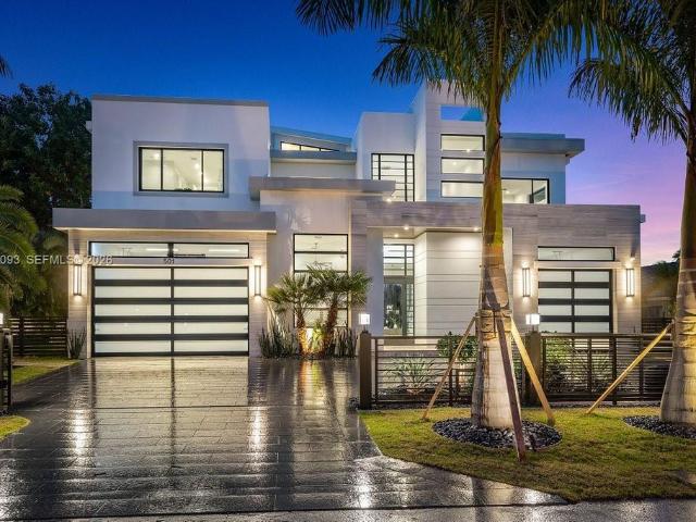 Luxury Villa for sale in Boca Raton, Florida