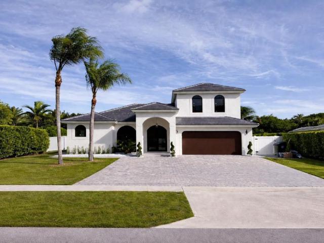 Luxury Villa for sale in Boca Raton, Florida