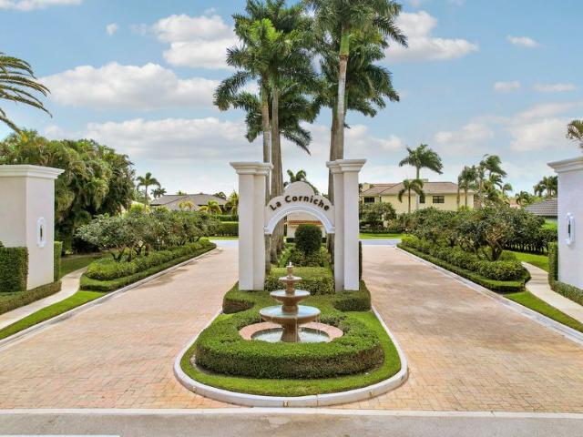 Luxury Villa for sale in Boca Raton, Florida
