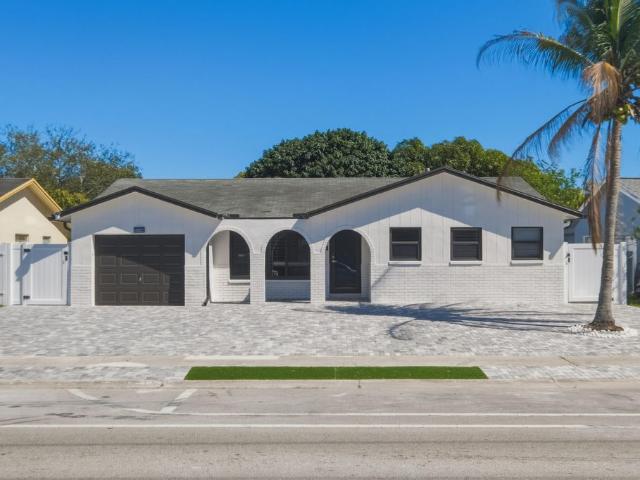 Luxury Villa for sale in Boca Raton, Florida
