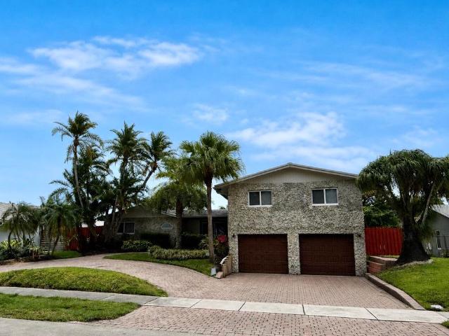 Luxury Villa for sale in Boca Raton, Florida
