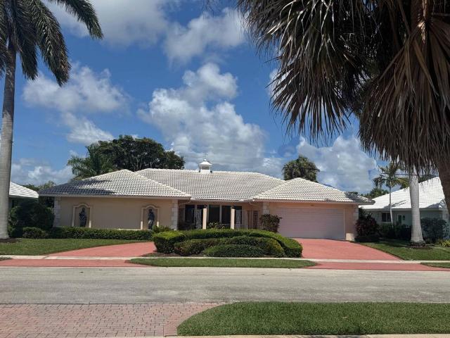 Luxury Villa for sale in Boca Raton, Florida