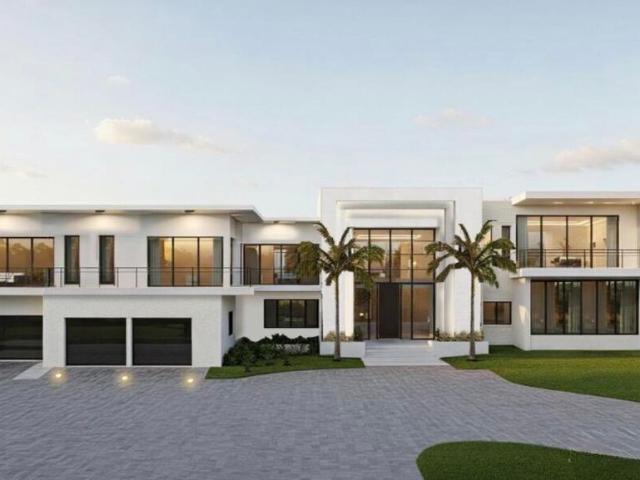 Luxury Villa for sale in Boca Raton, Florida