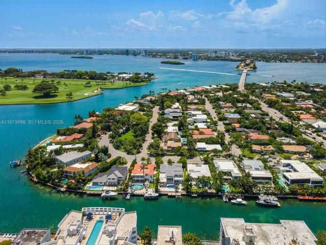 Luxury Villa for sale in Bay Harbor Islands, United States