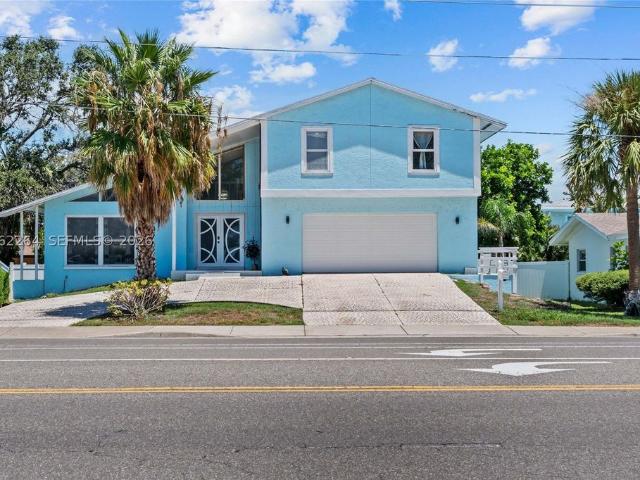 Luxury Villa for sale in Belleair Beach, Florida
