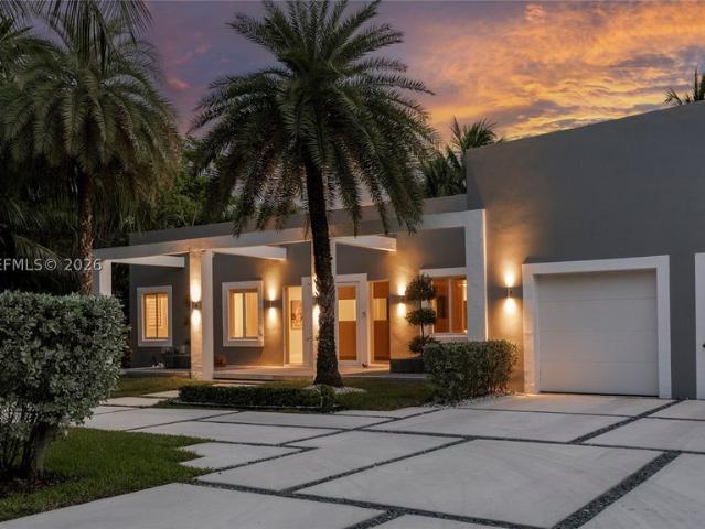 Luxury Villa for sale in Biscayne Park, Florida