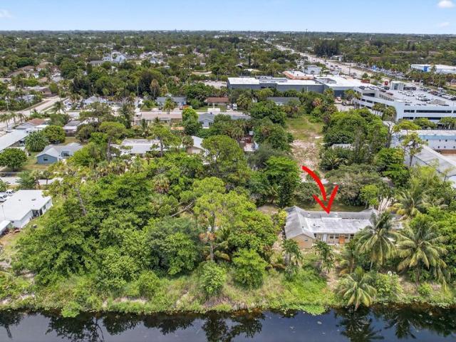 7 bedroom luxury Villa for sale in Greenacres City, Florida